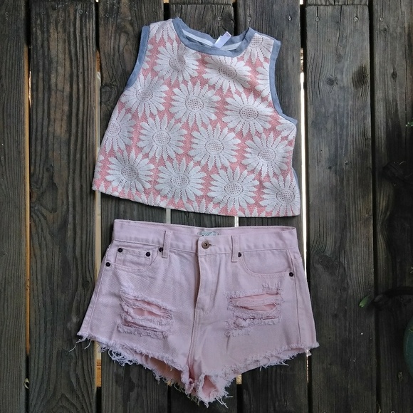 Xhilaration | Tops | Festival Floral Print Knit Crip Top | Poshmark